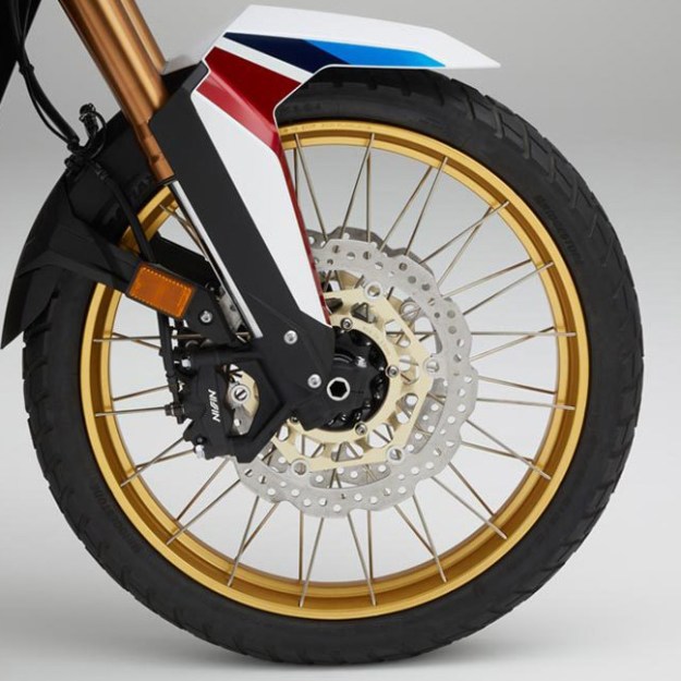 Tubeless: Spoked Tubeless Rims | Adventure Motorcycling Handbook