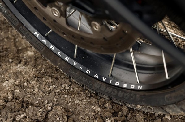 Tubeless Motorcycle Wheel Conversions | Adventure Motorcycling Handbook