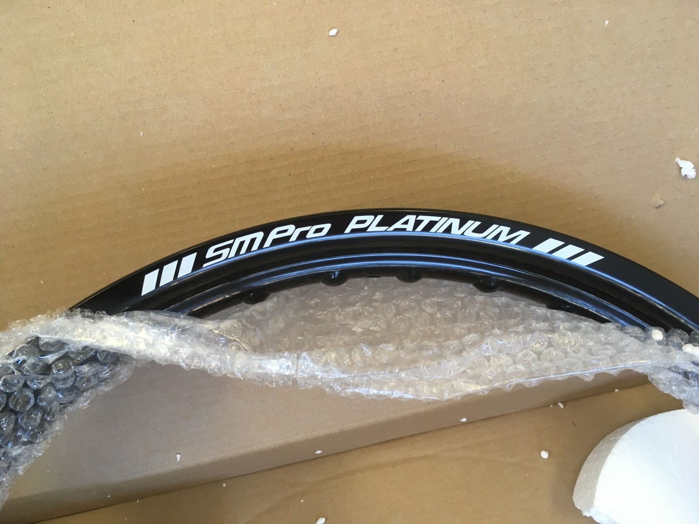 Tubeless motorcycle tyres and rims | Adventure Motorcycling Handbook